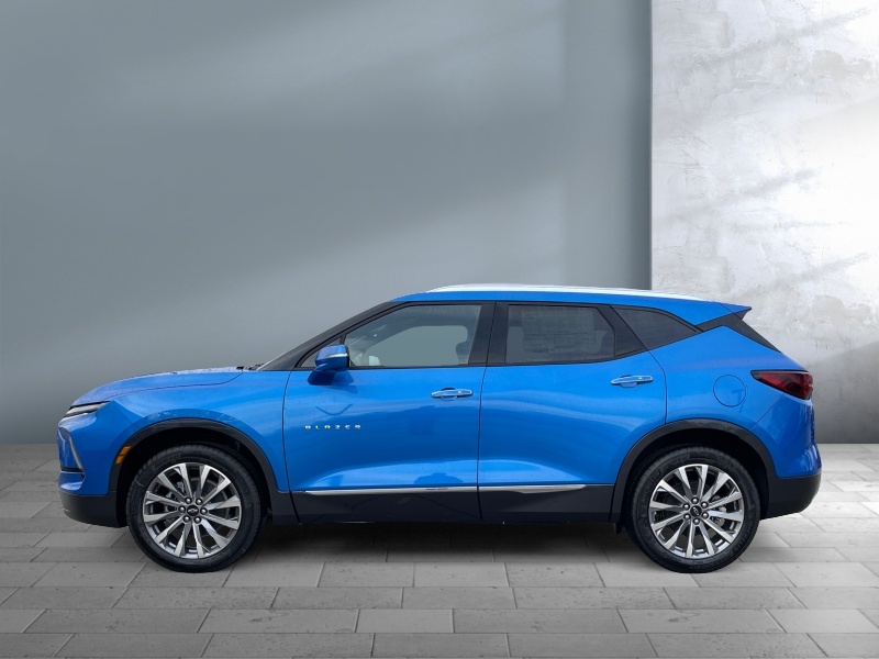 New 2024 Chevrolet Blazer | Del Johnke Auto